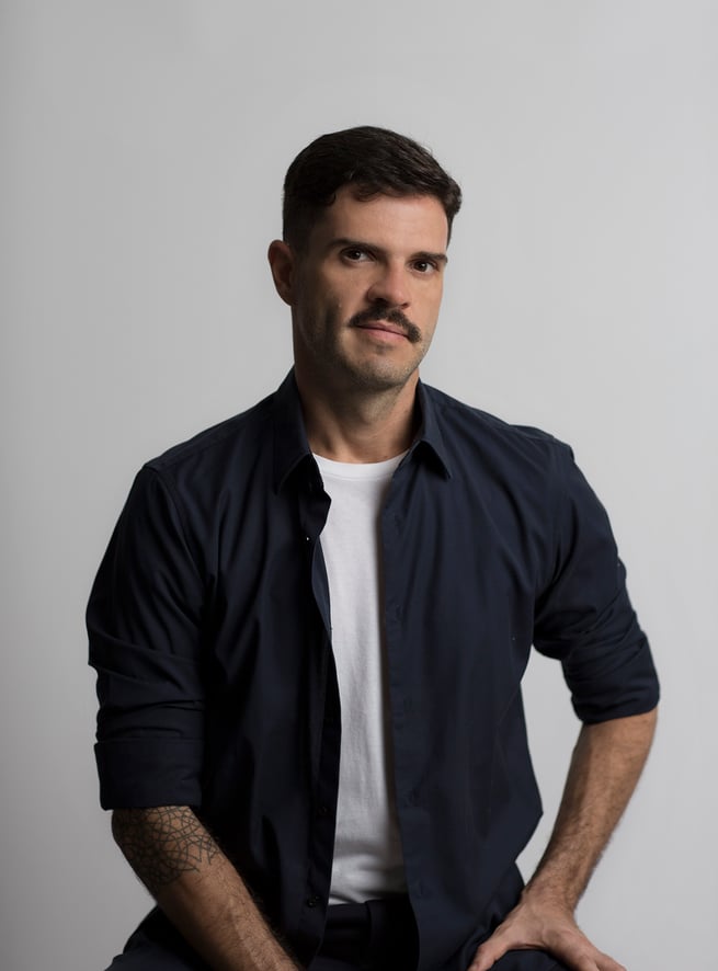 Quem é Guto Requena