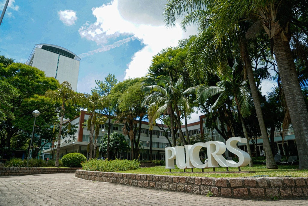 PUCRS Online | Originalidade, conhecimento e relações duradouras